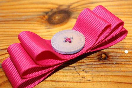 folded ribbon bows – we’ve got spirit, yes we do! | Tally's Treasury
