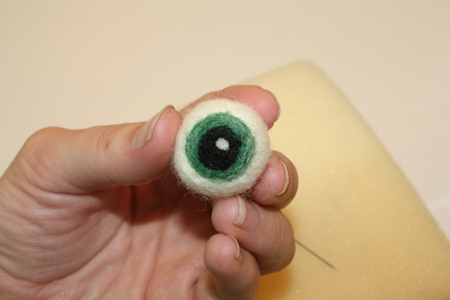 needle felted eyeballs | Tally's Treasury